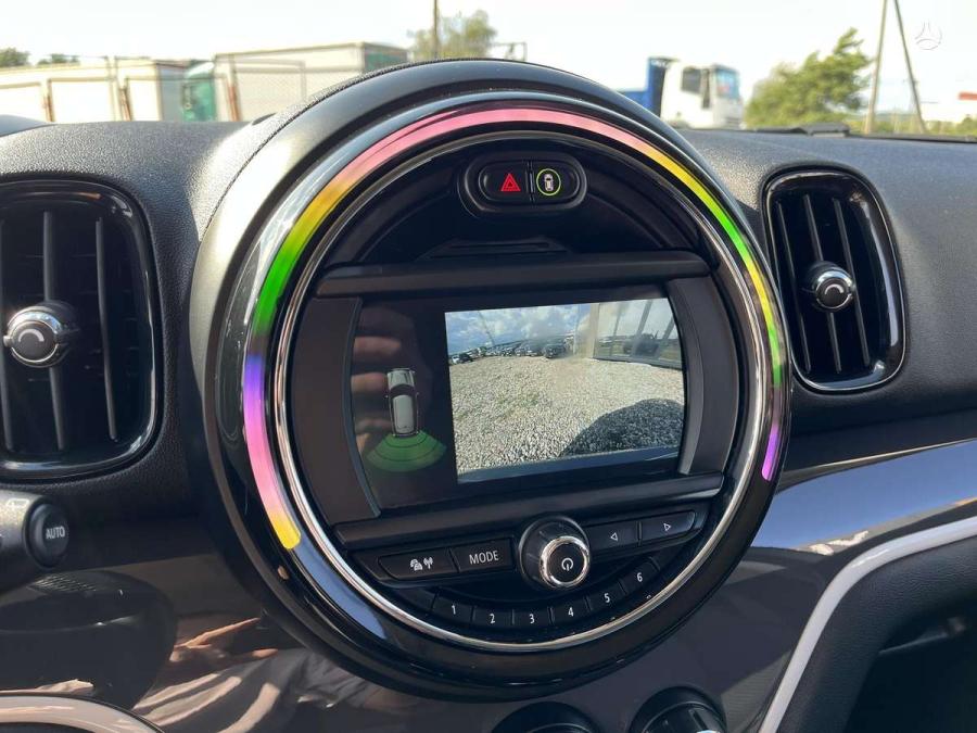 Pelēks MINI Countryman 2018 Viļņa, ar dzinēja tilpumu 1.50 L un nobraukumu 133 tūkst. km par 13915 €, foto 17 vietnē AUTOMOTO.COM.LV