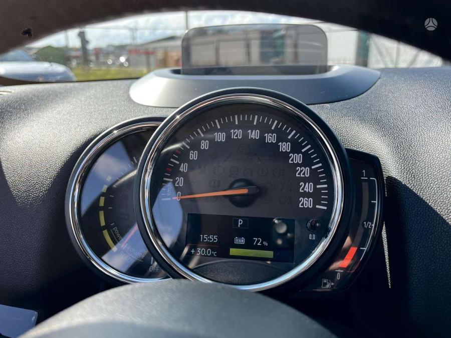 Grey MINI Countryman 2018 in Vilnius, with an engine capacity of 1.50 L and mileage of 133 thousand km for 13915 €, photo 18 on AUTOMOTO.COM.LV