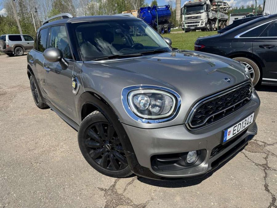 Pelēks MINI Countryman 2018 Plungė, ar dzinēja tilpumu 1.50 L un nobraukumu 70 tūkst. km par 21000 €, foto 1 vietnē AUTOMOTO.COM.LV