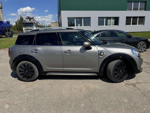 MINI Countryman 2018 PlungÄ vietnÄ PelÄks MINI Countryman 2018 PlungÄ, ar dzinÄja tilpumu 1.50 L un nobraukumu 70 tÅ«kst. km par 21000 ā¬, foto 6 vietnÄ AUTOMOTO.COM.LV