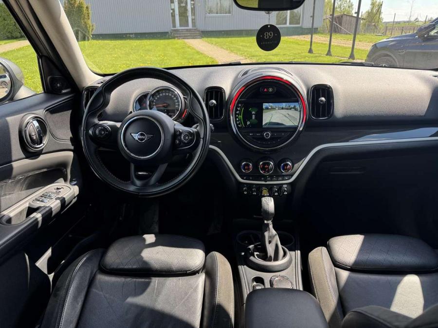 Pelēks MINI Countryman 2018 Plungė, ar dzinēja tilpumu 1.50 L un nobraukumu 70 tūkst. km par 21000 €, foto 10 vietnē AUTOMOTO.COM.LV
