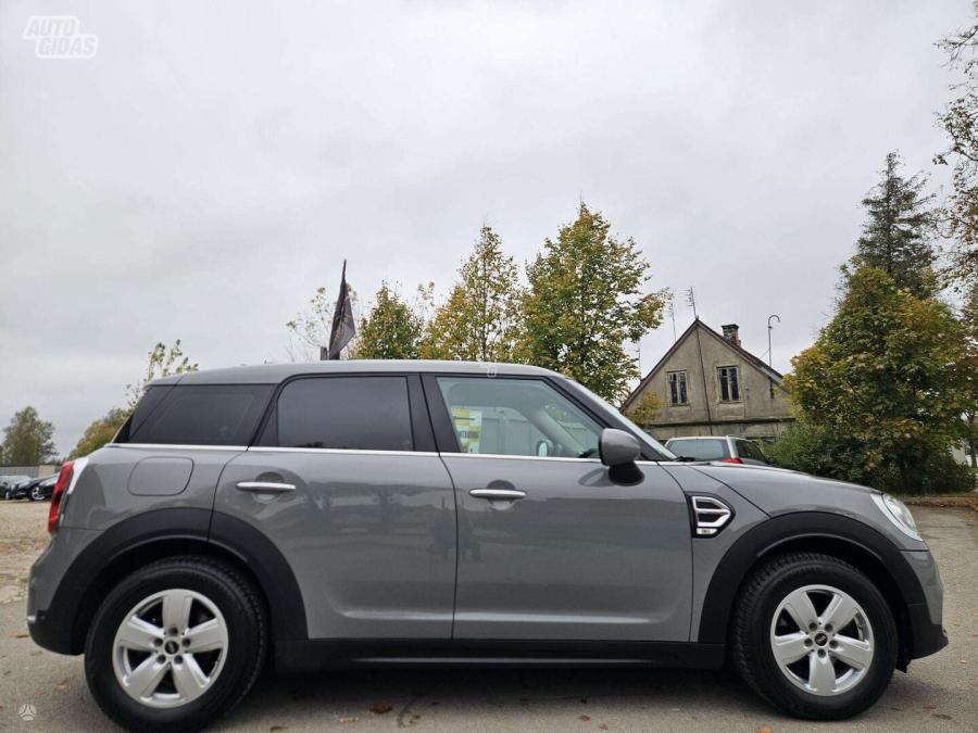Grey MINI Countryman 2018 in Siauliai, with an engine capacity of 1.50 L and mileage of 164 thousand km for 8950 €, photo 7 on AUTOMOTO.COM.LV