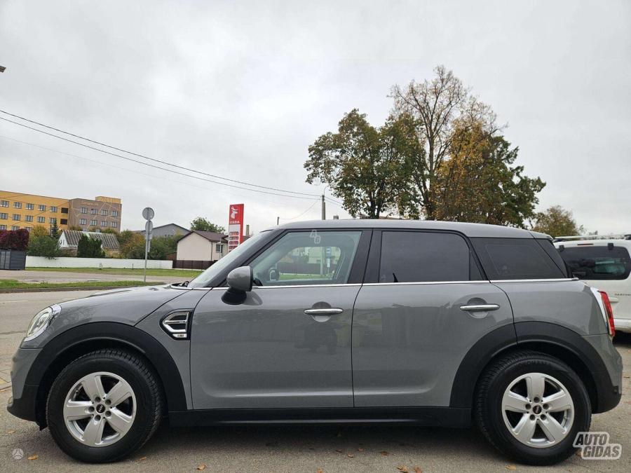 Grey MINI Countryman 2018 in Siauliai, with an engine capacity of 1.50 L and mileage of 164 thousand km for 8950 €, photo 10 on AUTOMOTO.COM.LV
