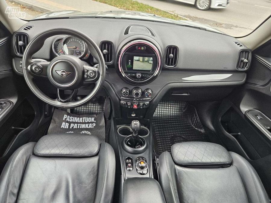 Grey MINI Countryman 2018 in Siauliai, with an engine capacity of 1.50 L and mileage of 164 thousand km for 8950 €, photo 12 on AUTOMOTO.COM.LV