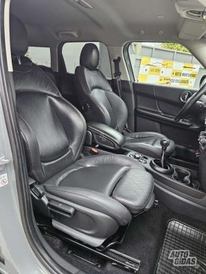 Grey MINI Countryman 2018 in Siauliai, with an engine capacity of 1.50 L and mileage of 164 thousand km for 8950 €, photo 14 on AUTOMOTO.COM.LV