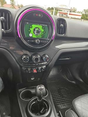 Grey MINI Countryman 2018 in Siauliai, with an engine capacity of 1.50 L and mileage of 164 thousand km for 8950 €, photo 21 on AUTOMOTO.COM.LV
