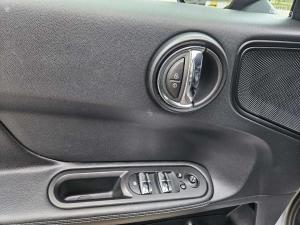 Grey MINI Countryman 2018 in Siauliai, with an engine capacity of 1.50 L and mileage of 164 thousand km for 8950 €, photo 24 on AUTOMOTO.COM.LV