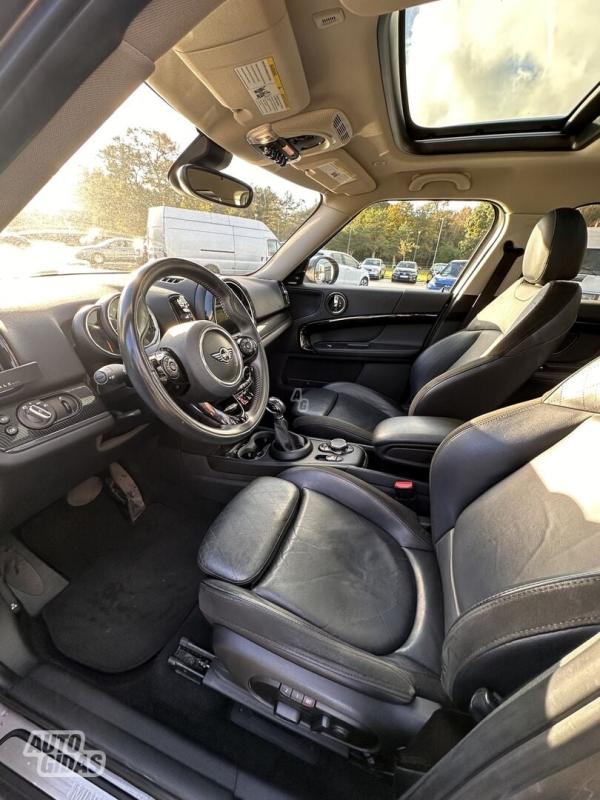 Grey MINI Countryman 2019 in Klaipeda, with an engine capacity of 1.50 L and mileage of 101 thousand km for 16200 €, photo 7 on AUTOMOTO.COM.LV