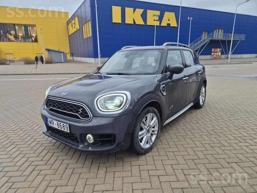Grey MINI Countryman 2020 in Riga, with an engine capacity of 2.00 L and mileage of 77 thousand km for 20990 €, photo 4 on AUTOMOTO.COM.LV