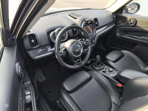Pelēks MINI Countryman 2020 Viļņa, ar dzinēja tilpumu 2.00 L un nobraukumu 87 tūkst. km par 19800 €, foto 9 vietnē AUTOMOTO.COM.LV