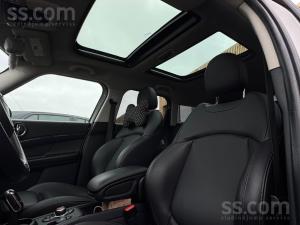 Pelēks MINI Countryman 2020 Rīga, ar dzinēja tilpumu 2.00 L un nobraukumu 75 tūkst. km par 23490 €, foto 5 vietnē AUTOMOTO.COM.LV