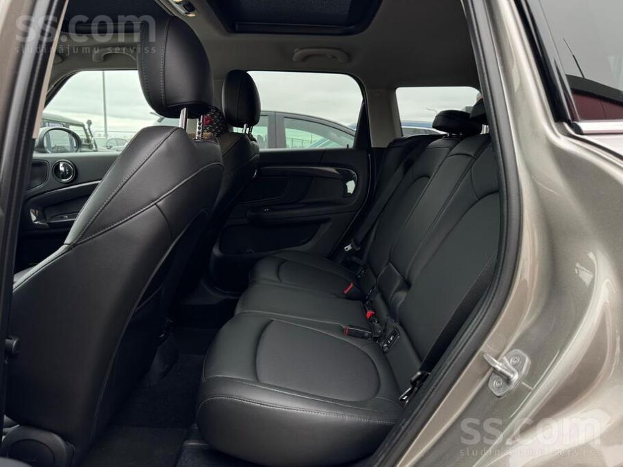 Pelēks MINI Countryman 2020 Rīga, ar dzinēja tilpumu 2.00 L un nobraukumu 75 tūkst. km par 23490 €, foto 8 vietnē AUTOMOTO.COM.LV