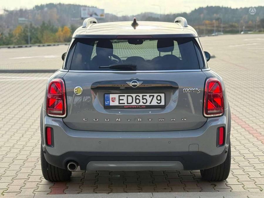 Grey MINI Countryman 2020 in Vilnius, with an engine capacity of 1.50 L and mileage of 189 thousand km for 16700 €, photo 7 on AUTOMOTO.COM.LV
