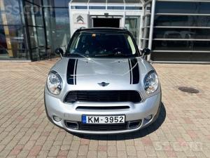 Grey MINI Countryman 2021 in Riga, with an engine capacity of 2.00 L and mileage of 181 thousand km for 7700 €, photo 2 on AUTOMOTO.COM.LV