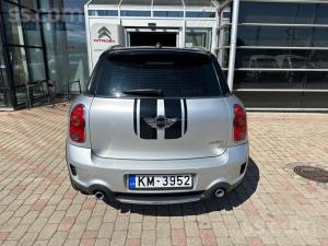 Grey MINI Countryman 2021 in Riga, with an engine capacity of 2.00 L and mileage of 181 thousand km for 7700 €, photo 6 on AUTOMOTO.COM.LV