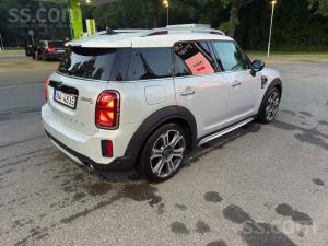 Pelēks MINI Countryman 2021 Rīga, ar dzinēja tilpumu 2.00 L un nobraukumu 83 tūkst. km par 25750 €, foto 5 vietnē AUTOMOTO.COM.LV