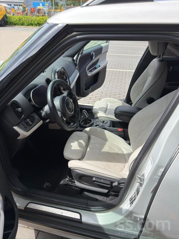 Pelēks MINI Countryman 2021 Rīga, ar dzinēja tilpumu 2.00 L un nobraukumu 83 tūkst. km par 25750 €, foto 10 vietnē AUTOMOTO.COM.LV