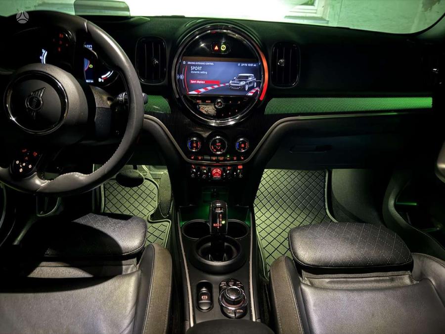 Pelēks MINI Countryman 2023 Klaipėda, ar dzinēja tilpumu 2.00 L un nobraukumu 51 tūkst. km par 28000 €, foto 21 vietnē AUTOMOTO.COM.LV