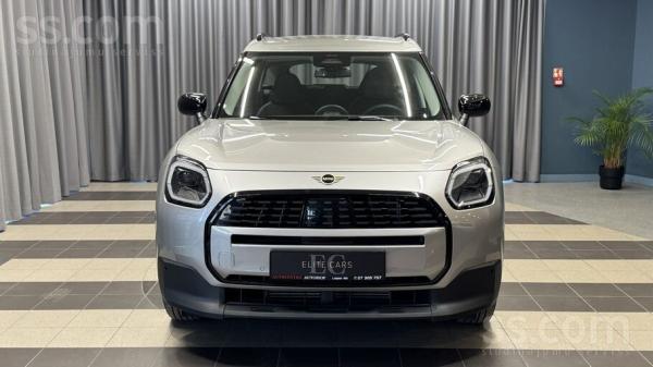 Pelēks MINI Countryman 2024 Rīga, ar dzinēja tilpumu 1.50 L un nobraukumu 9 tūkst. km par 29990 €, foto 2 vietnē AUTOMOTO.COM.LV
