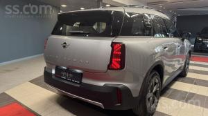 Pelēks MINI Countryman 2024 Rīga, ar dzinēja tilpumu 1.50 L un nobraukumu 9 tūkst. km par 29990 €, foto 11 vietnē AUTOMOTO.COM.LV