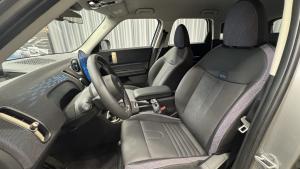 Grey MINI Countryman 2024 in Riga, with an engine capacity of 1.50 L and mileage of 9 thousand km for 29990 €, photo 19 on AUTOMOTO.COM.LV