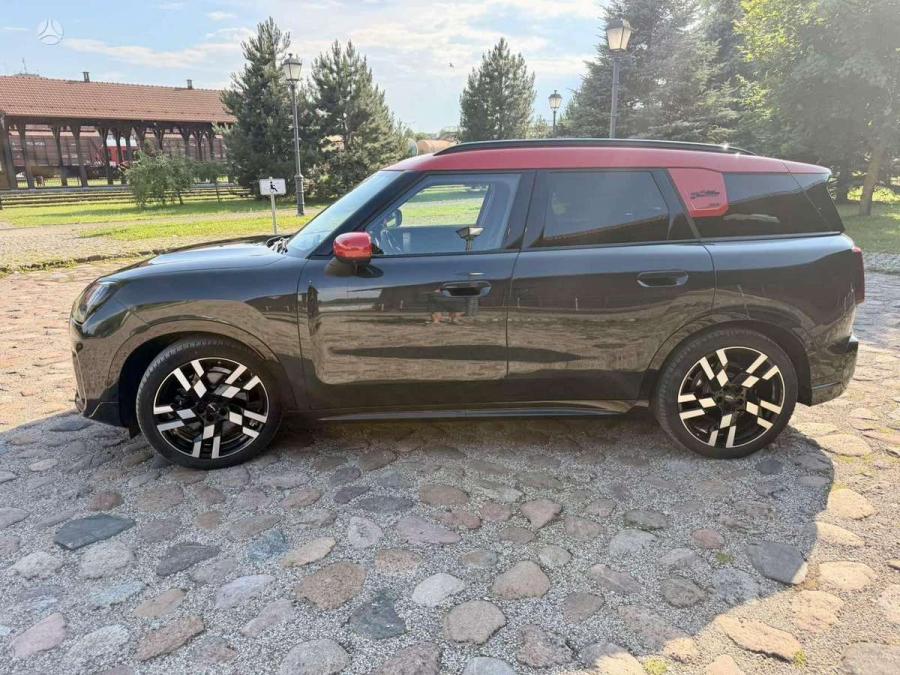 Pelēks MINI Countryman 2024 Panevēža, ar dzinēja tilpumu 0.00 L un nobraukumu 20 tūkst. km par 43560 €, foto 10 vietnē AUTOMOTO.COM.LV
