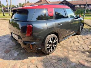 Grey MINI Countryman 2024 in Panevezys, with an engine capacity of 0.00 L and mileage of 20 thousand km for 43560 €, photo 7 on AUTOMOTO.COM.LV