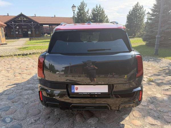 Grey MINI Countryman 2024 in Panevezys, with an engine capacity of 0.00 L and mileage of 20 thousand km for 43560 €, photo 7 on AUTOMOTO.COM.LV