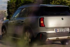 Pelēks MINI Countryman 2025 Viļņa, ar dzinēja tilpumu 0.00 L un nobraukumu 11 tūkst. km par 42350 €, foto 9 vietnē AUTOMOTO.COM.LV