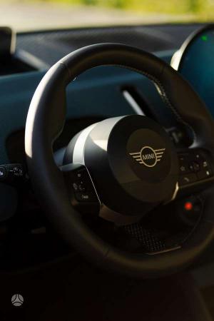 Pelēks MINI Countryman 2025 Viļņa, ar dzinēja tilpumu 0.00 L un nobraukumu 11 tūkst. km par 42350 €, foto 12 vietnē AUTOMOTO.COM.LV