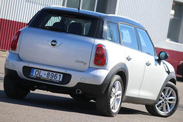 Pelēks MINI Countryman 2010 Rīga, ar dzinēja tilpumu 1.60 L un nobraukumu 239 tūkst. km par 4990 €, foto 2 vietnē AUTOMOTO.COM.LV