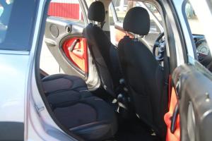Grey MINI Countryman 2010 in Riga, with an engine capacity of 1.60 L and mileage of 239 thousand km for 4990 €, photo 16 on AUTOMOTO.COM.LV