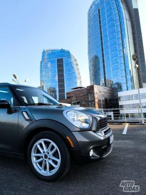 Grey MINI Countryman 2011 in Vilnius, with an engine capacity of 1.60 L and mileage of 173 thousand km for 6200 €, photo 7 on AUTOMOTO.COM.LV