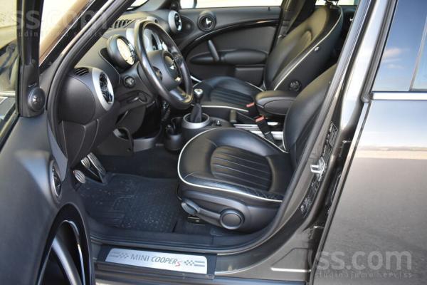 Grey MINI Countryman 2011 in Talsi, with an engine capacity of 2.00 L and mileage of 192 thousand km for 6500 €, photo 6 on AUTOMOTO.COM.LV