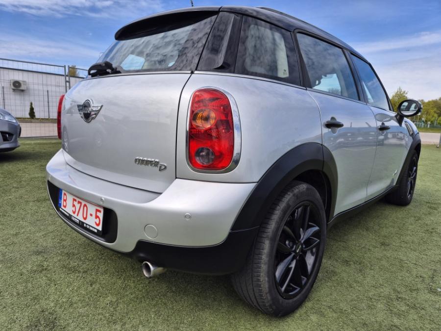 Pelēks MINI Countryman 2011 Rīga, ar dzinēja tilpumu 2.00 L un nobraukumu 170 tūkst. km par 7500 €, foto 6 vietnē AUTOMOTO.COM.LV