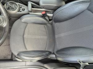 Pelēks MINI Countryman 2011 Rīga, ar dzinēja tilpumu 2.00 L un nobraukumu 170 tūkst. km par 7500 €, foto 12 vietnē AUTOMOTO.COM.LV