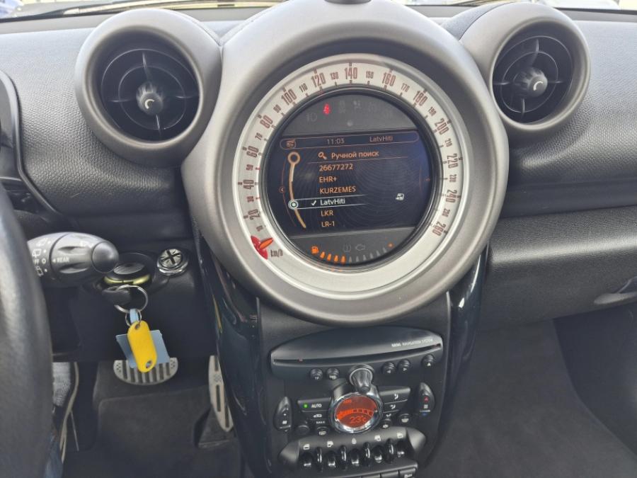 Pelēks MINI Countryman 2011 Rīga, ar dzinēja tilpumu 2.00 L un nobraukumu 170 tūkst. km par 7500 €, foto 14 vietnē AUTOMOTO.COM.LV