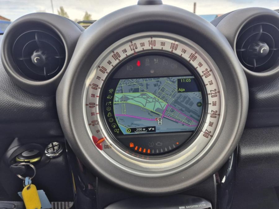 Pelēks MINI Countryman 2011 Rīga, ar dzinēja tilpumu 2.00 L un nobraukumu 170 tūkst. km par 7500 €, foto 15 vietnē AUTOMOTO.COM.LV