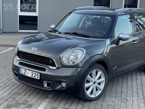 Grey MINI Countryman 2012 in Jurmala, with an engine capacity of 2.00 L and mileage of 0 thousand km for 5350 €, photo 9 on AUTOMOTO.COM.LV