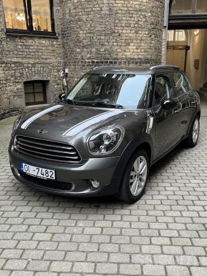 Grey MINI Countryman 2012 in Riga, with an engine capacity of 1.60 L and mileage of 228 thousand km for 5799 €, photo  on AUTOMOTO.COM.LV