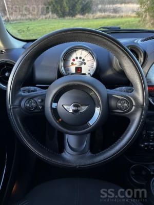 Pelēks MINI Countryman 2012 Rīga, ar dzinēja tilpumu 1.60 L un nobraukumu 228 tūkst. km par 5799 €, foto 14 vietnē AUTOMOTO.COM.LV