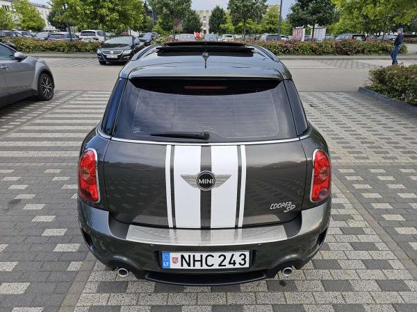 Grey MINI Countryman 2012 in Vilnius, with an engine capacity of 2.00 L and mileage of 238 thousand km for 7600 €, photo 6 on AUTOMOTO.COM.LV
