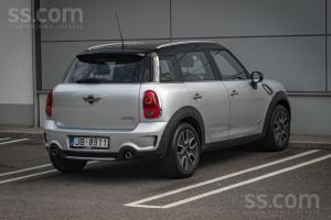 Pelēks MINI Countryman 2012 Rīga, ar dzinēja tilpumu 1.60 L un nobraukumu 88 tūkst. km par 8950 €, foto 5 vietnē AUTOMOTO.COM.LV