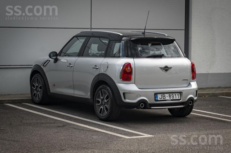 Pelēks MINI Countryman 2012 Rīga, ar dzinēja tilpumu 1.60 L un nobraukumu 88 tūkst. km par 8950 €, foto 7 vietnē AUTOMOTO.COM.LV