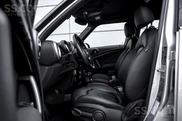 Pelēks MINI Countryman 2012 Rīga, ar dzinēja tilpumu 1.60 L un nobraukumu 88 tūkst. km par 8950 €, foto 10 vietnē AUTOMOTO.COM.LV