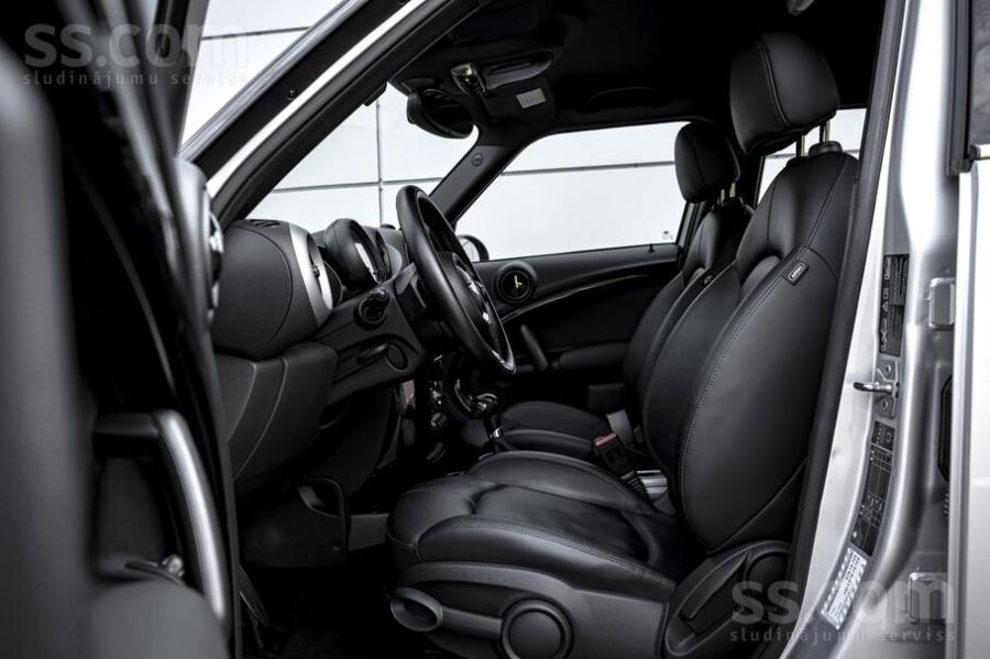Pelēks MINI Countryman 2012 Rīga, ar dzinēja tilpumu 1.60 L un nobraukumu 88 tūkst. km par 8950 €, foto 11 vietnē AUTOMOTO.COM.LV