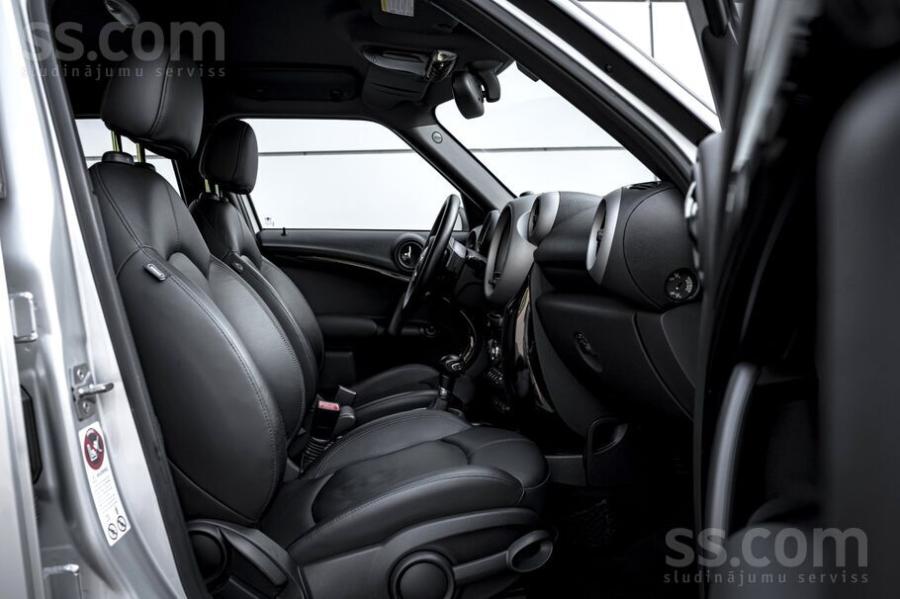Pelēks MINI Countryman 2012 Rīga, ar dzinēja tilpumu 1.60 L un nobraukumu 88 tūkst. km par 8950 €, foto 12 vietnē AUTOMOTO.COM.LV