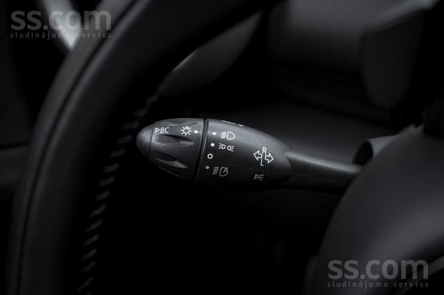 Pelēks MINI Countryman 2012 Rīga, ar dzinēja tilpumu 1.60 L un nobraukumu 88 tūkst. km par 8950 €, foto 17 vietnē AUTOMOTO.COM.LV