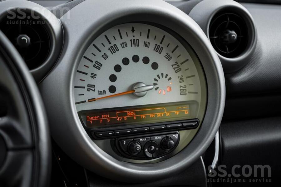 Pelēks MINI Countryman 2012 Rīga, ar dzinēja tilpumu 1.60 L un nobraukumu 88 tūkst. km par 8950 €, foto 26 vietnē AUTOMOTO.COM.LV