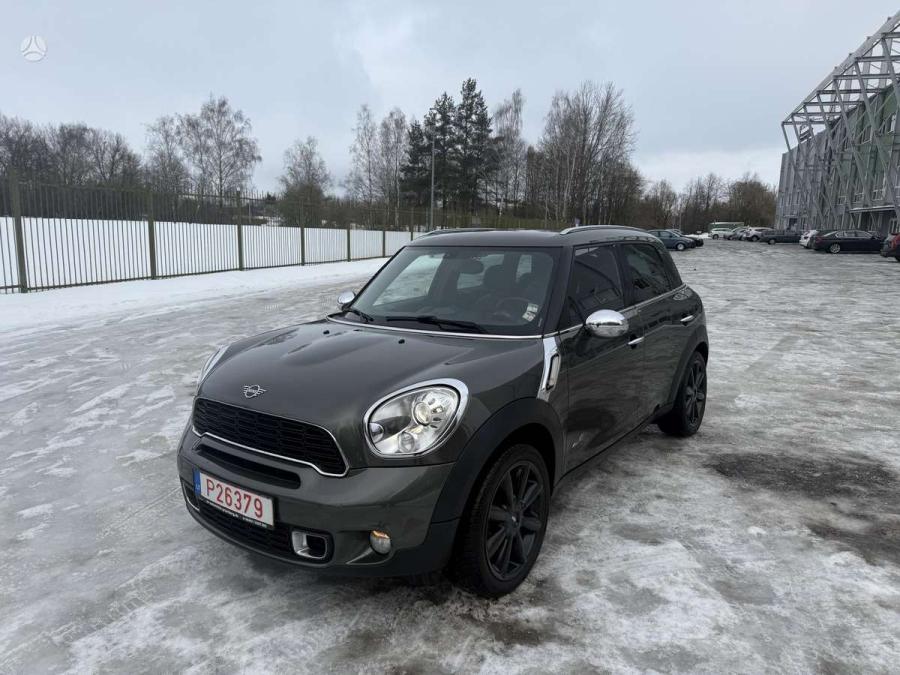 Grey MINI Countryman 2013 in Marijampole, with an engine capacity of 2.00 L and mileage of 227 thousand km for 6900 €, photo 1 on AUTOMOTO.COM.LV